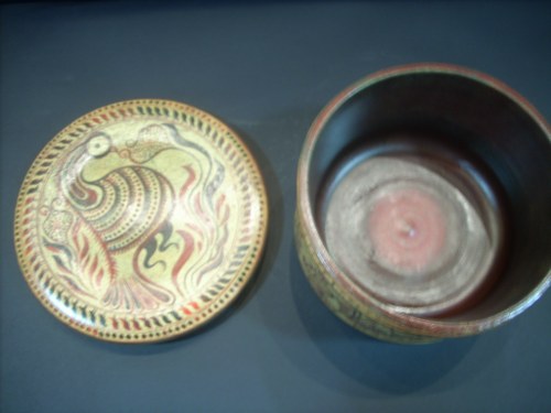 GEOMETRIC GREEK POTTERY PYXIS : MINOAN PYXIS OF THE 7TH CENTURY